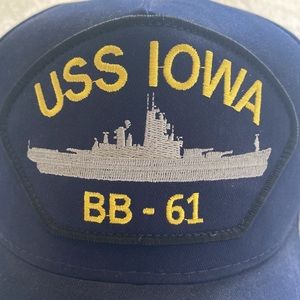 Military | Accessories | Uss Iowa Bb6 Hat Medallion Wwii Korean War New ...